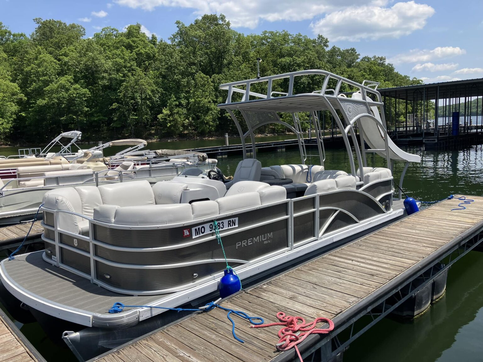 Tritoon Boats - Lake of the Ozarks
