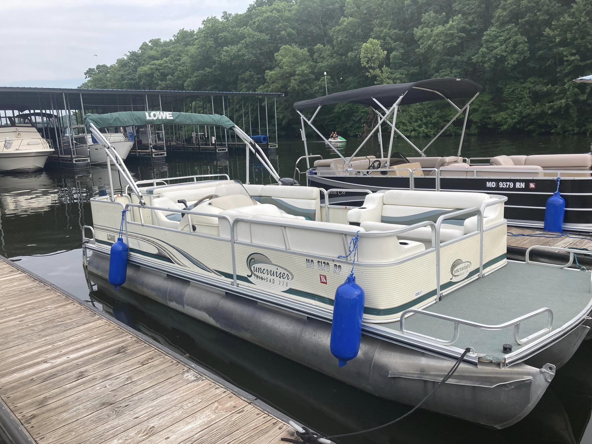 Tritoon Boats - Lake of the Ozarks