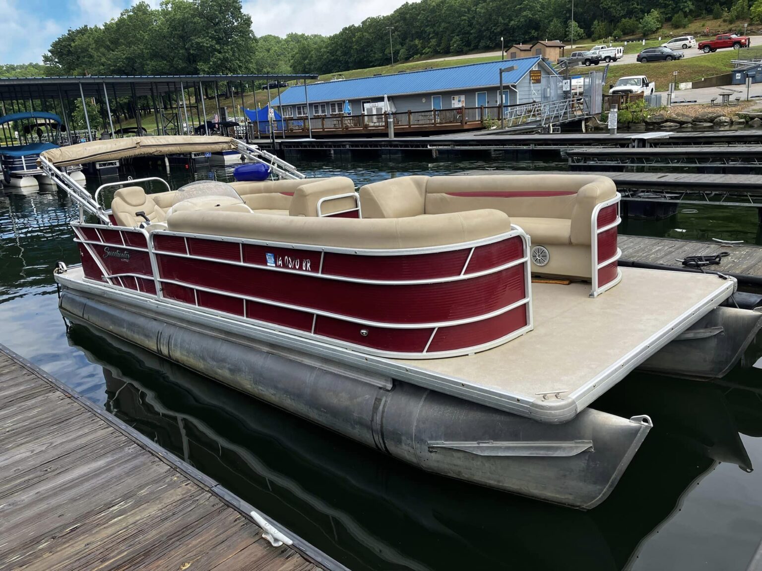Tritoon Boats - Lake of the Ozarks
